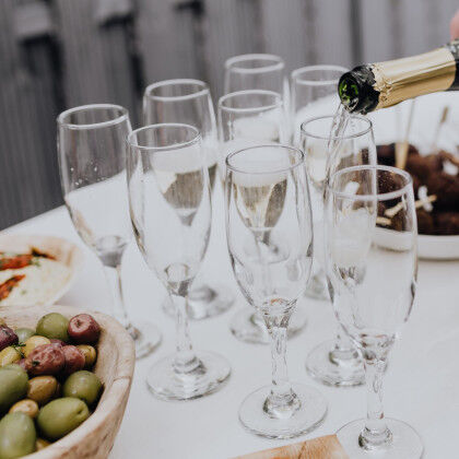 Champagne on your summer tables
